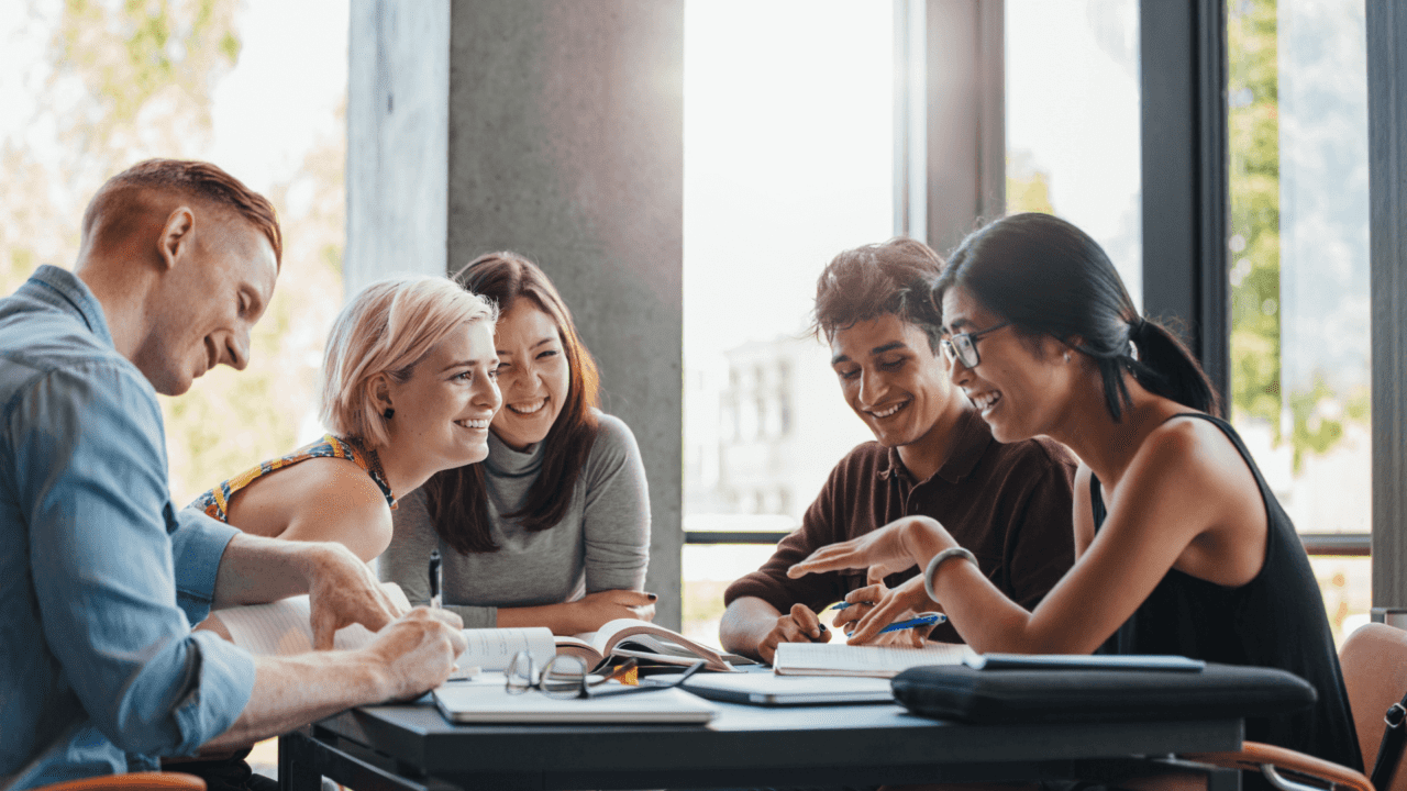 Rewarding Internships At A New Leaf | Make A Difference!